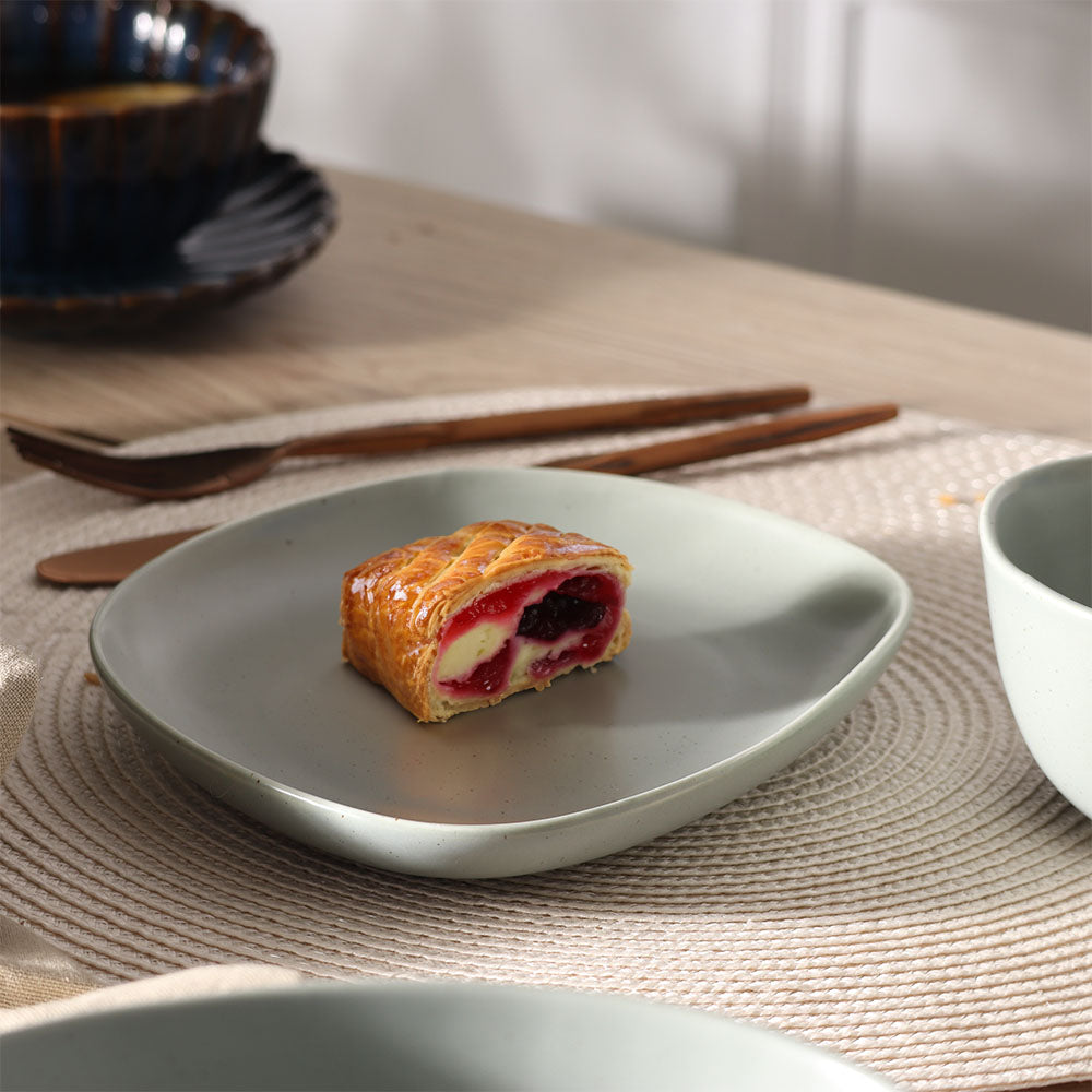 Enhabit Aden Dessert Plate - Light Sage