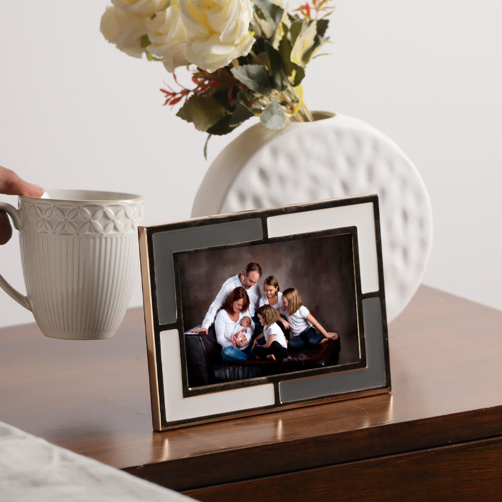 Enhabit Carl Photo Frame Medium - Grey & White