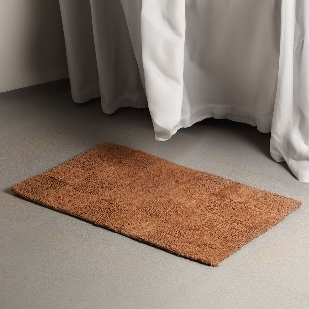 ESQ Living Checkered Reversible Tufted Bathmat - Walnut Brown