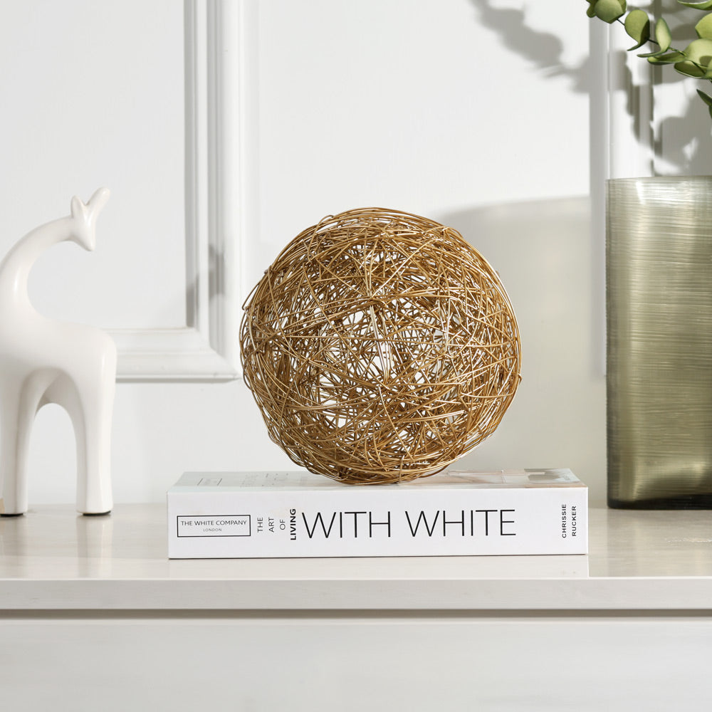 ESQ Living Entangle Ball Accent Small - Gold