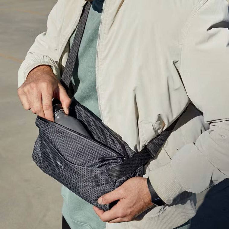 Bellroy Lite Sling Bag Mini - Arcade Grey